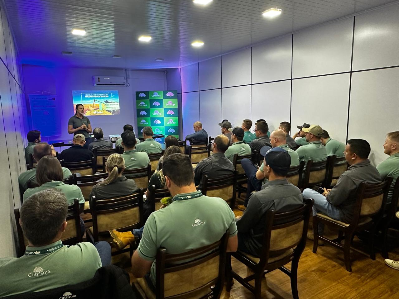 Cotrisoja e Corteva Realizam Encontro Técnico para Planejamento e Estratégias de 2025 - Cotrisoja